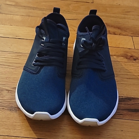 Reebok | Shoes | Blue Reebox Sneakers Women Size 9 | Poshmark